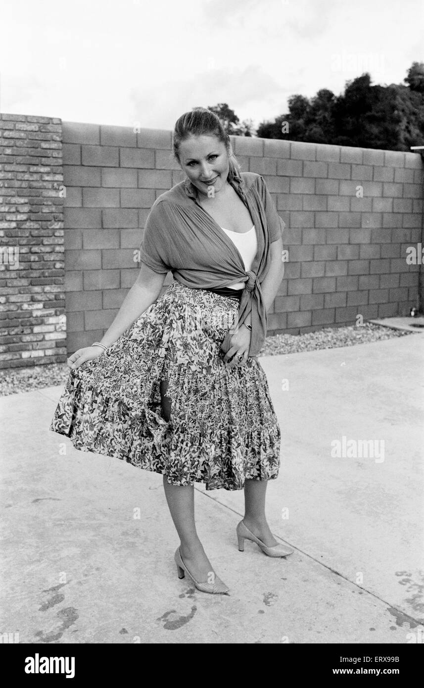 Hercules The Grizzly Bear, with owners Andy & Maggie Robin, at his new ...