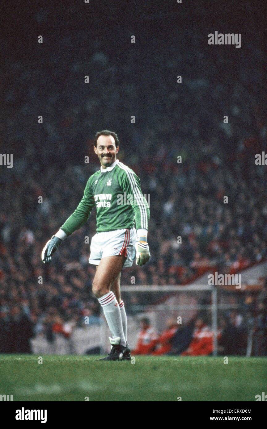 Liverpool's goalkeeper, Bruce Grobbelaar. Manchester United 1-1 ...