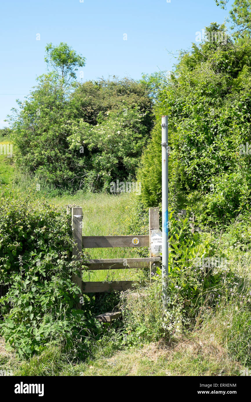 Wooden stile hi-res stock photography and images - Alamy