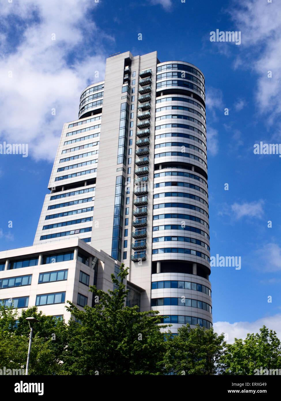 Leeds tower skyscraper hi-res stock photography and images - Alamy