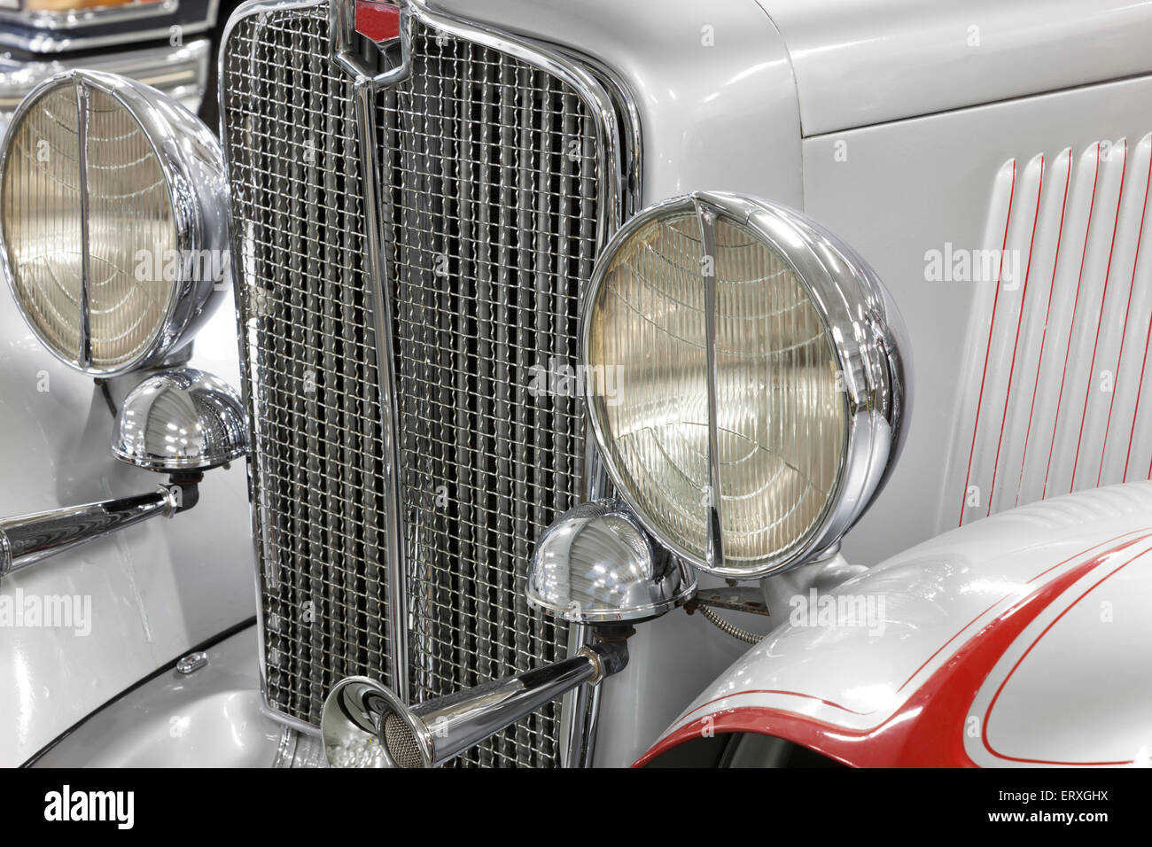 American Classic Car, Front View Stock Photo - Alamy
