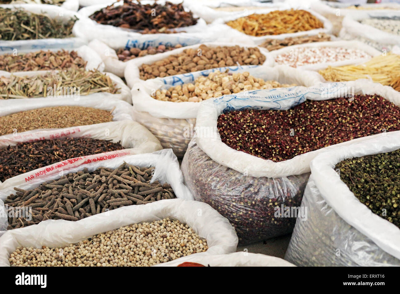 Bags of spices hi-res stock photography and images - Alamy