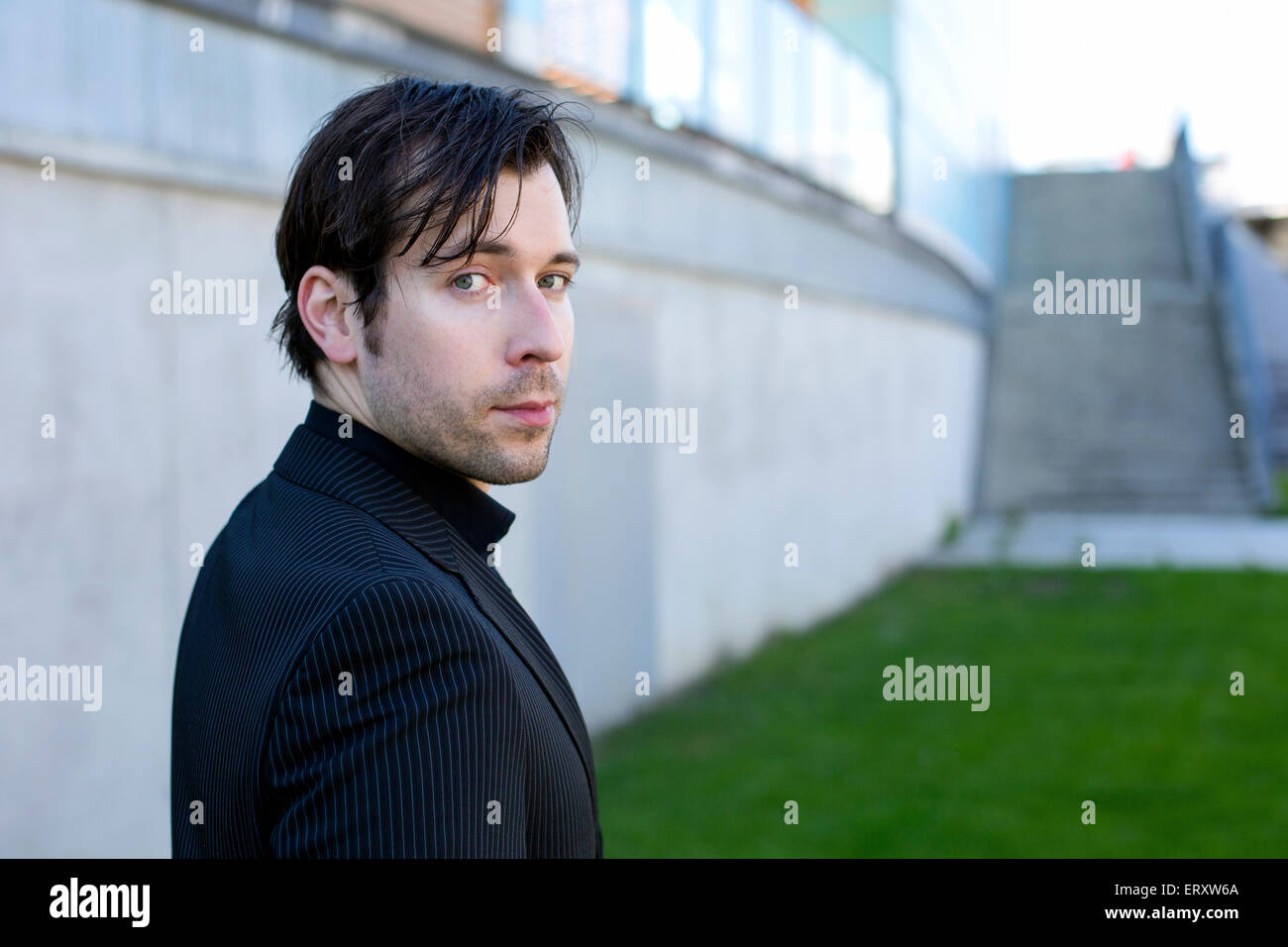 Manager looking over shoulder hi-res stock photography and images - Alamy