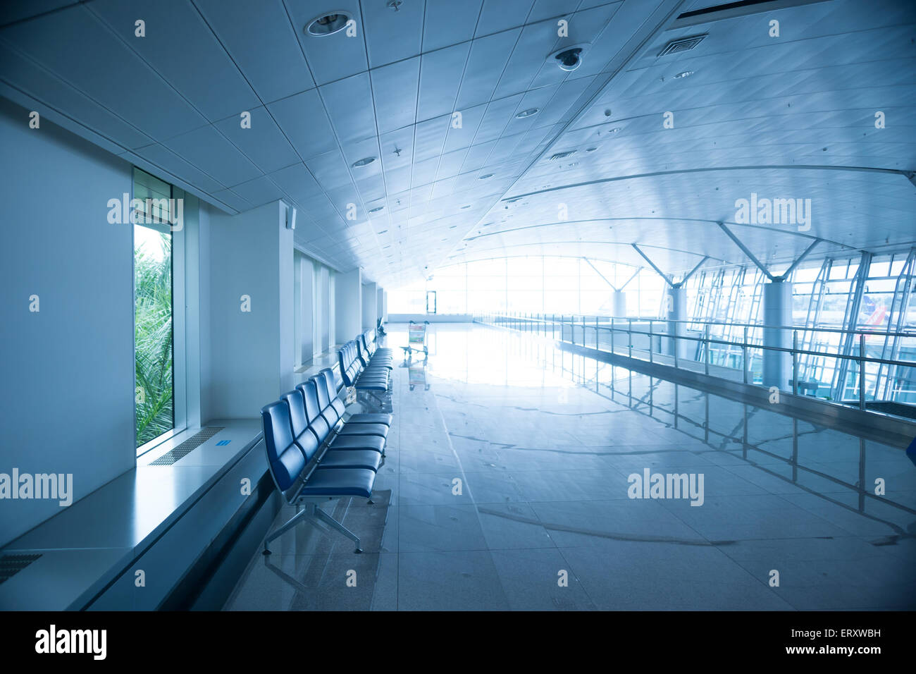 Airport waiting area Stock Photo - Alamy