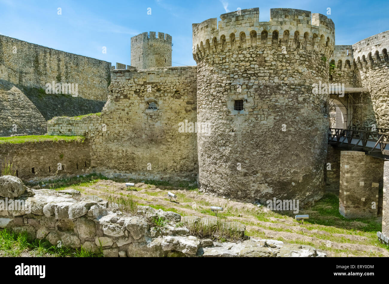 Zindan Gate is the middle southeastern gateof Belgrad Fortresss ...
