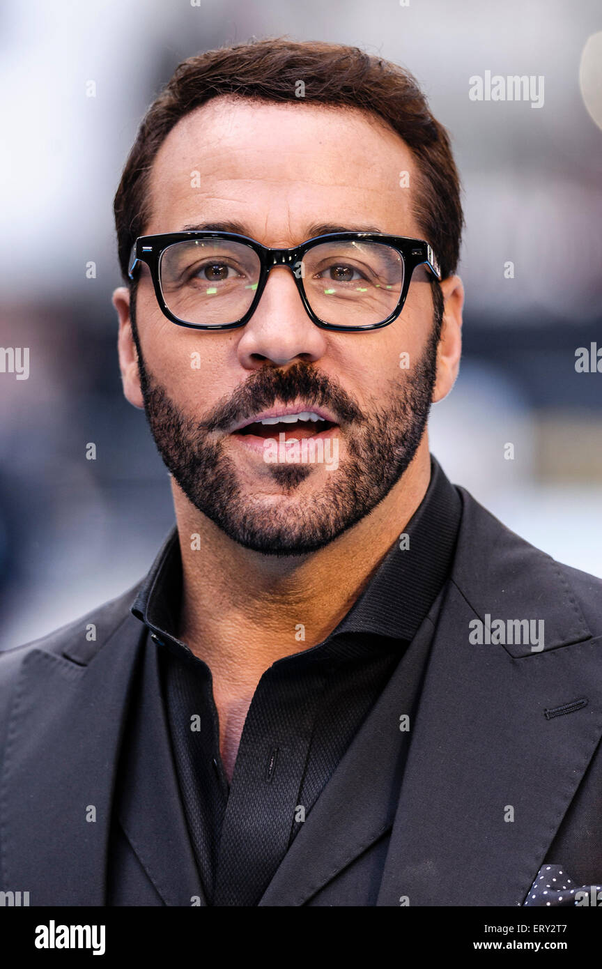 Entourage Piven High Resolution Stock Photography and Images - Alamy