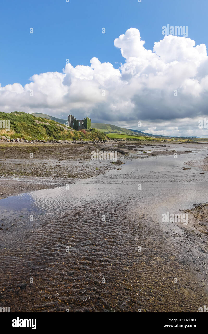 Ballycarbery Castle Stock Photos & Ballycarbery Castle Stock Images - Alamy