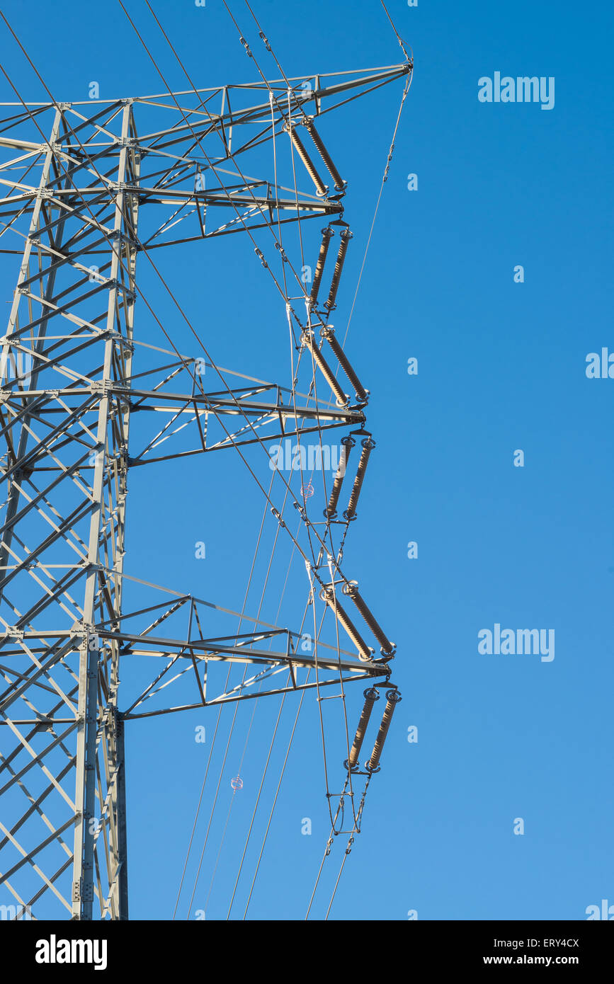 Steel girders electricity pylon hi-res stock photography and images - Alamy