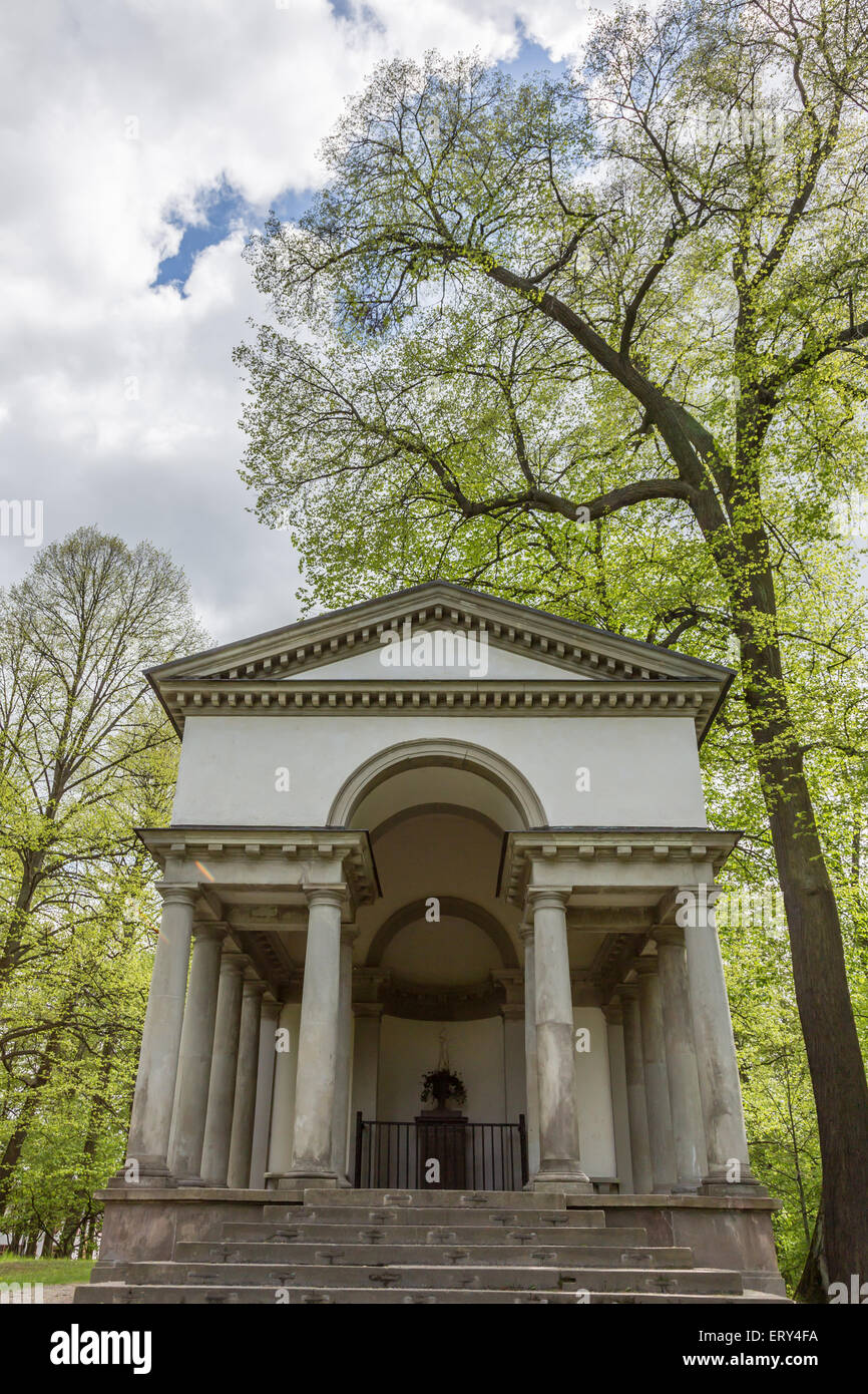 Greco roman facade hi-res stock photography and images - Alamy