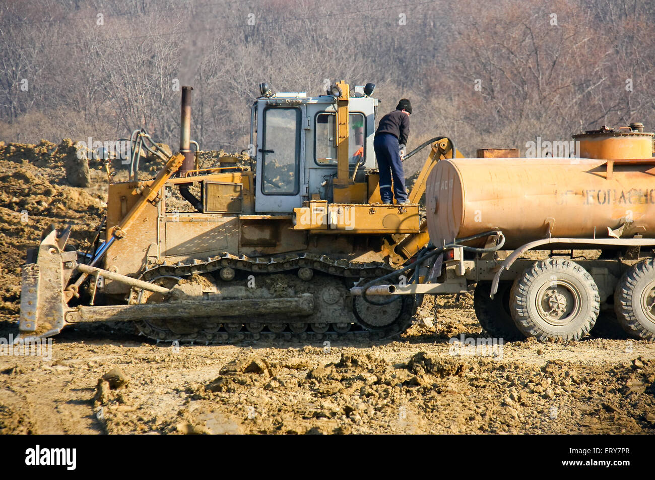 refueling heavy construction equipment Stock Photo - Alamy
