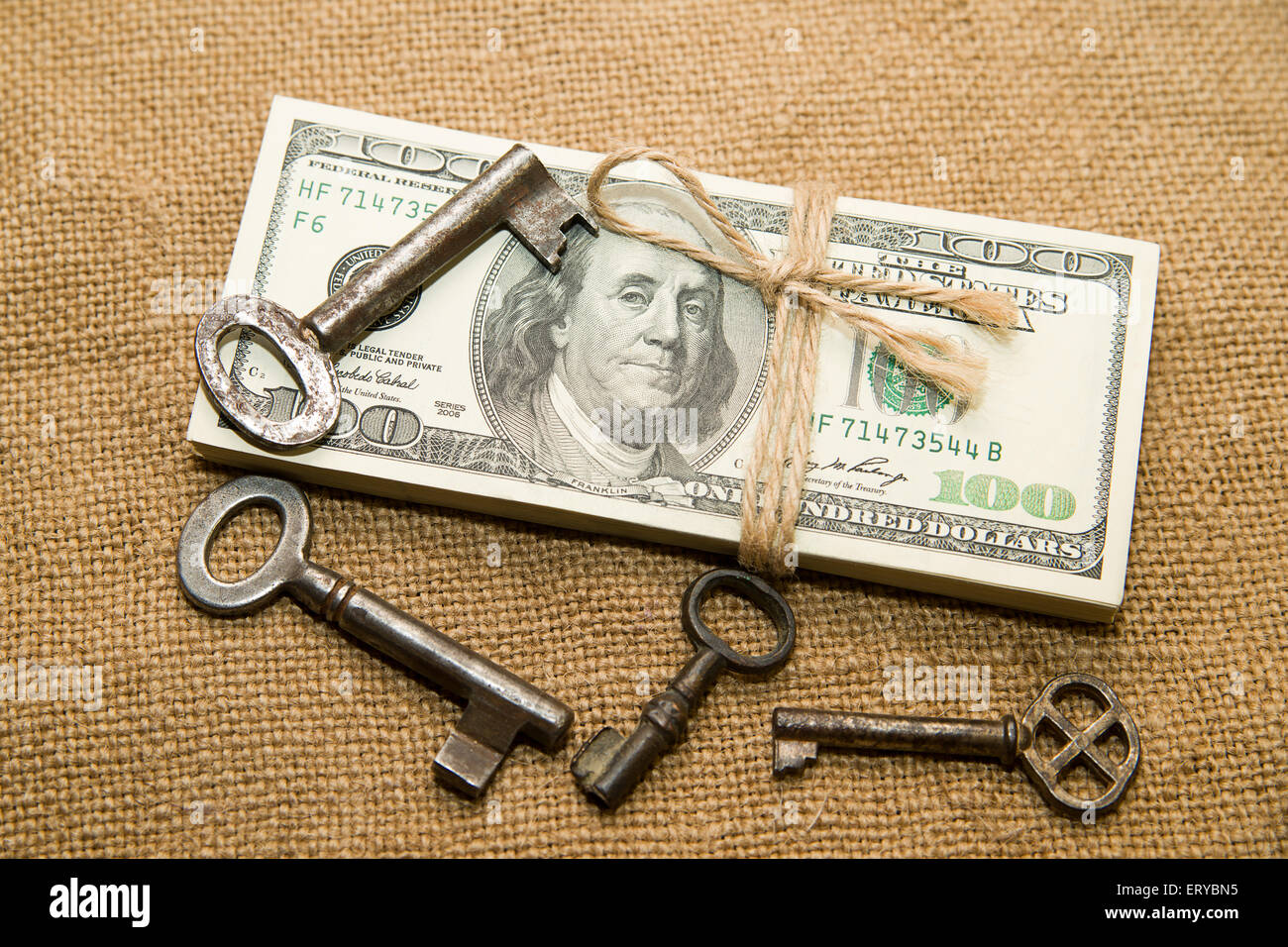 Pack of keys hi-res stock photography and images - Alamy