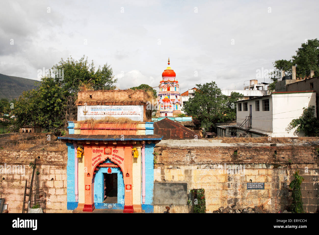 Entry hindu temple hi-res stock photography and images - Alamy