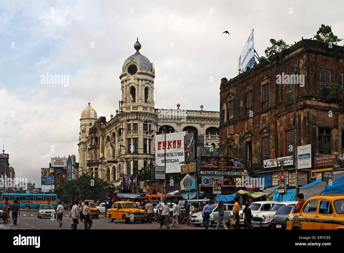 Chowringhee road hi-res stock photography and images - Alamy