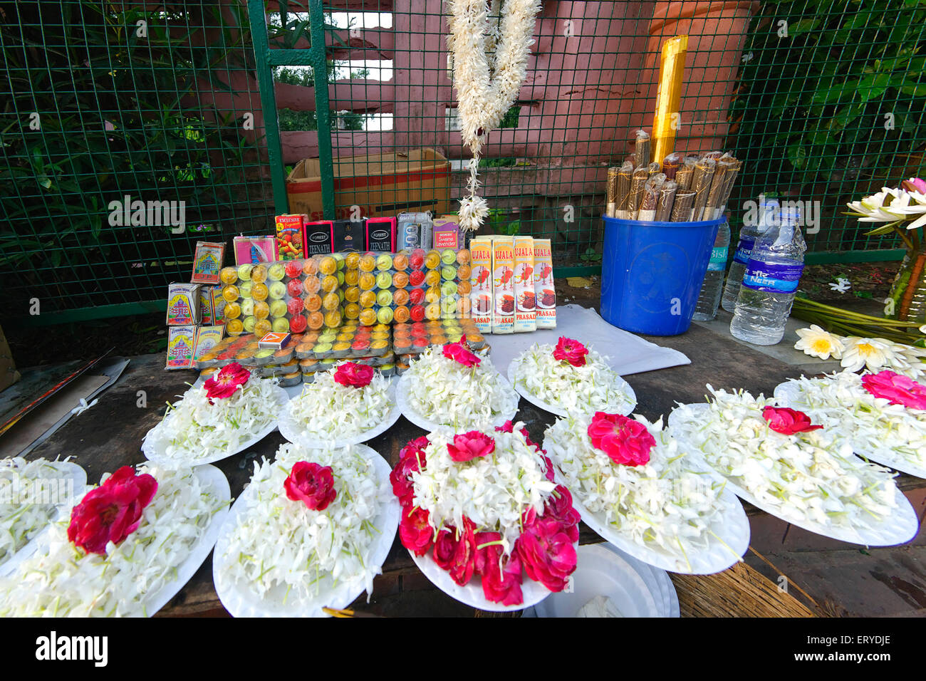 Buddha offering ; Mahabodhi Temple , Mahabodhi Mahavihar , UNESCO World ...