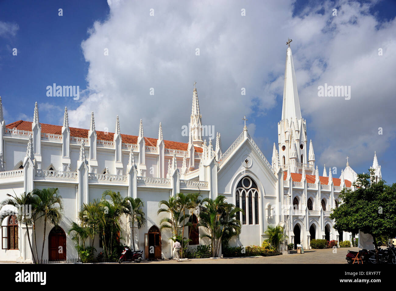 St. thomas cathedral basilica, chennai hi-res stock photography and ...
