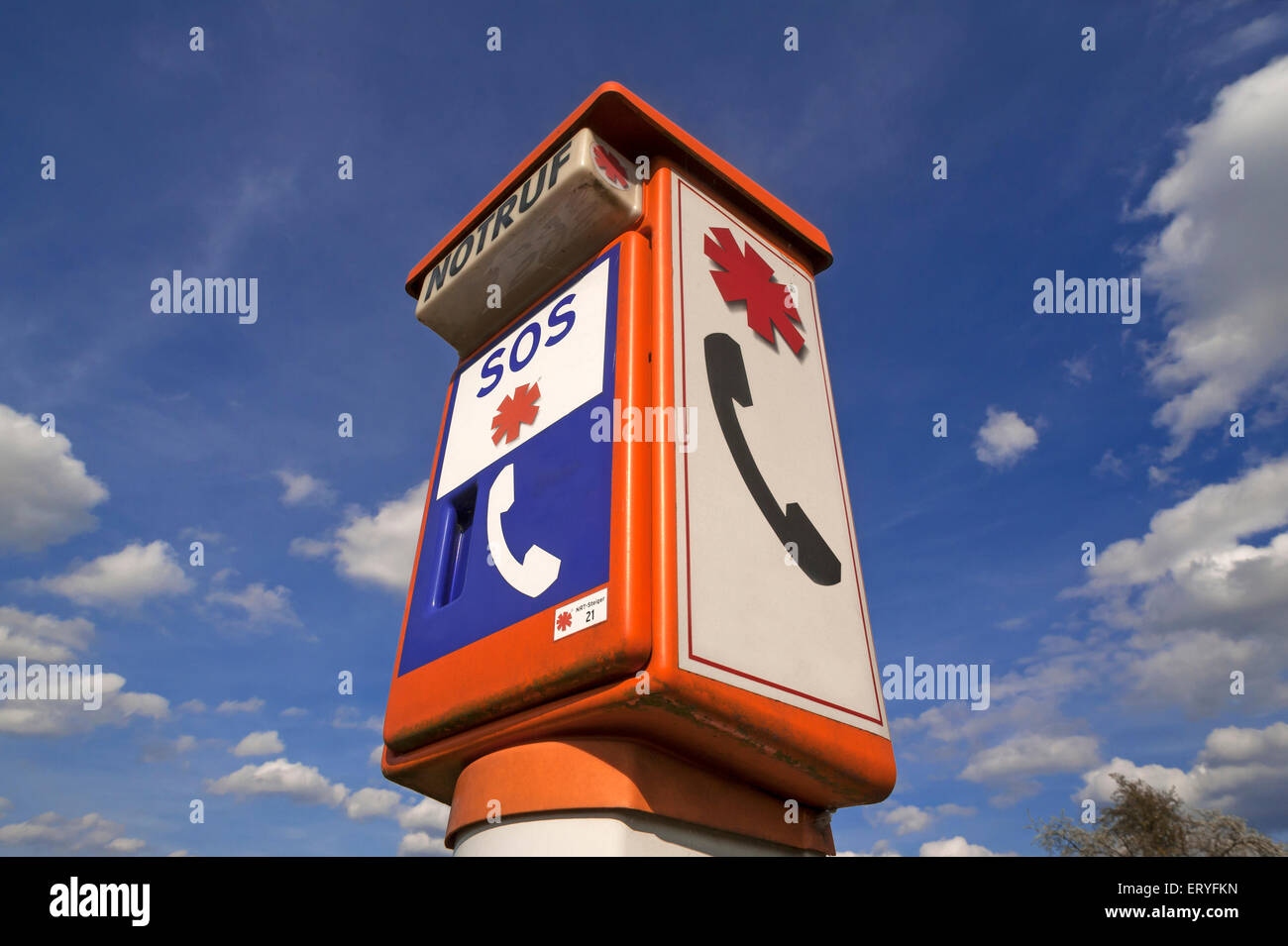 Emergency roadside hi-res stock photography and images - Alamy