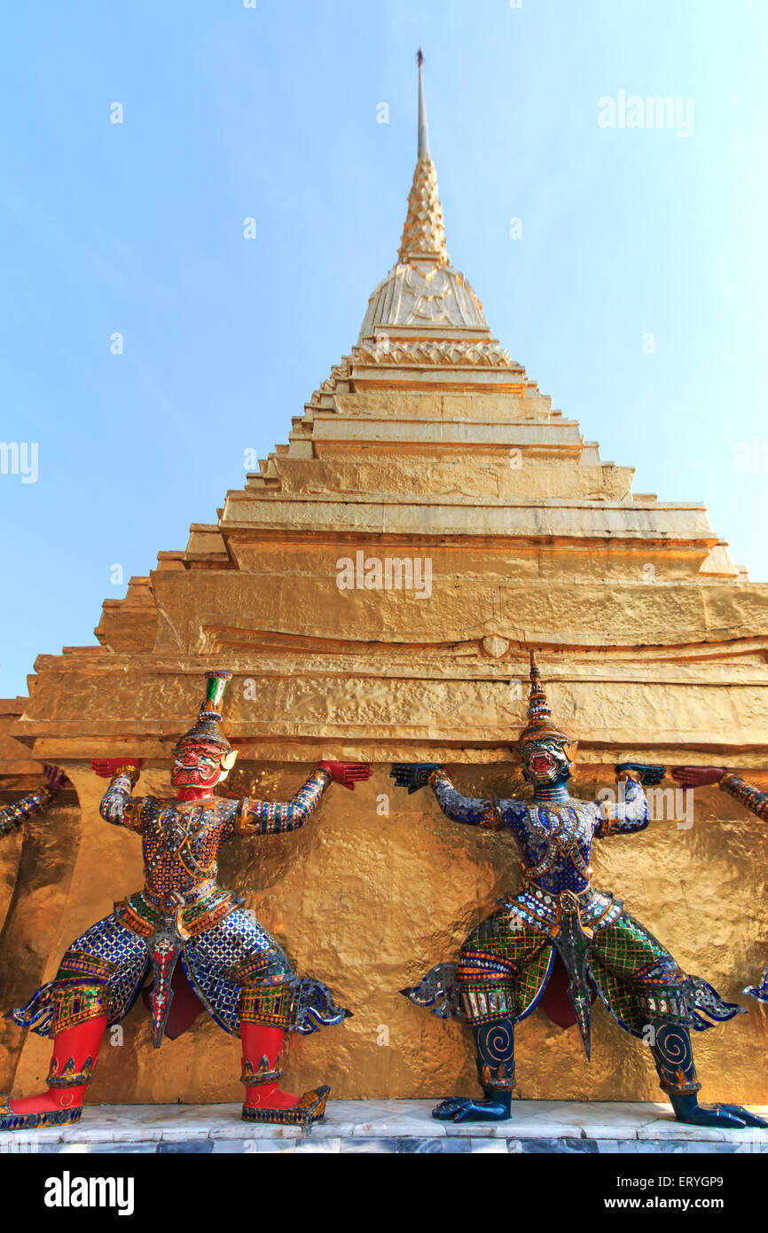 Statue of Yaksa on guard at the Temple of the Emerald Buddha Stock ...