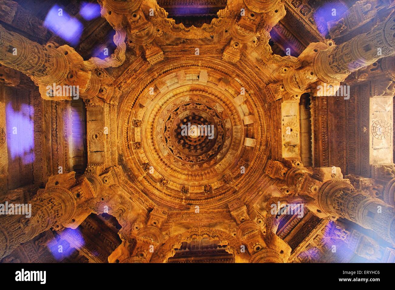 Sun temple modhera hi-res stock photography and images - Alamy