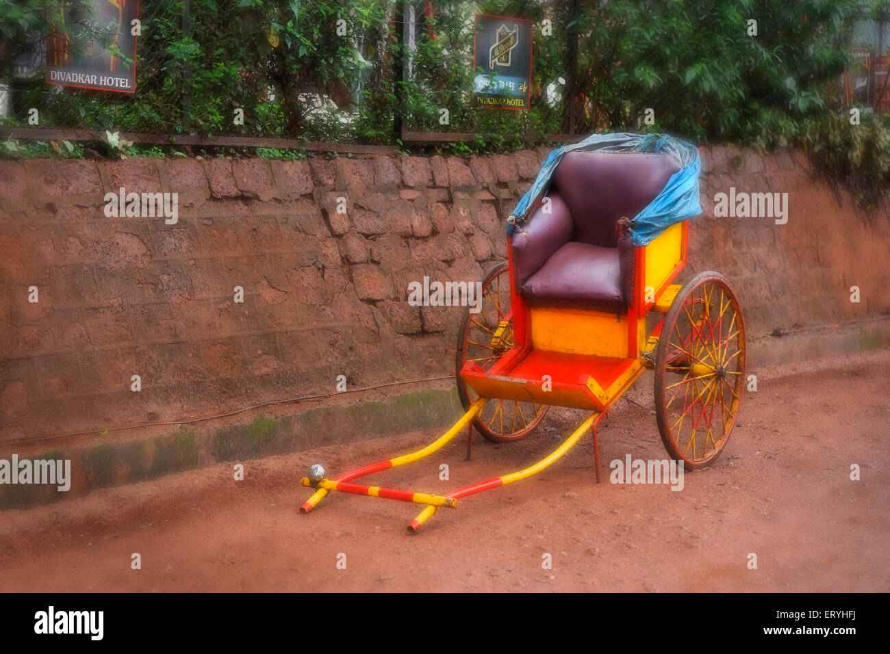 Hand pulled rickshaw hi-res stock photography and images - Alamy