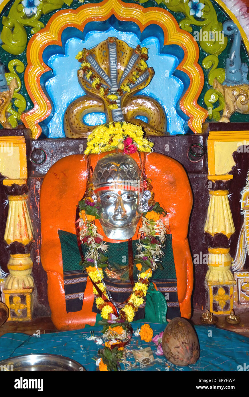 Hindu idol carved in hi-res stock photography and images - Alamy