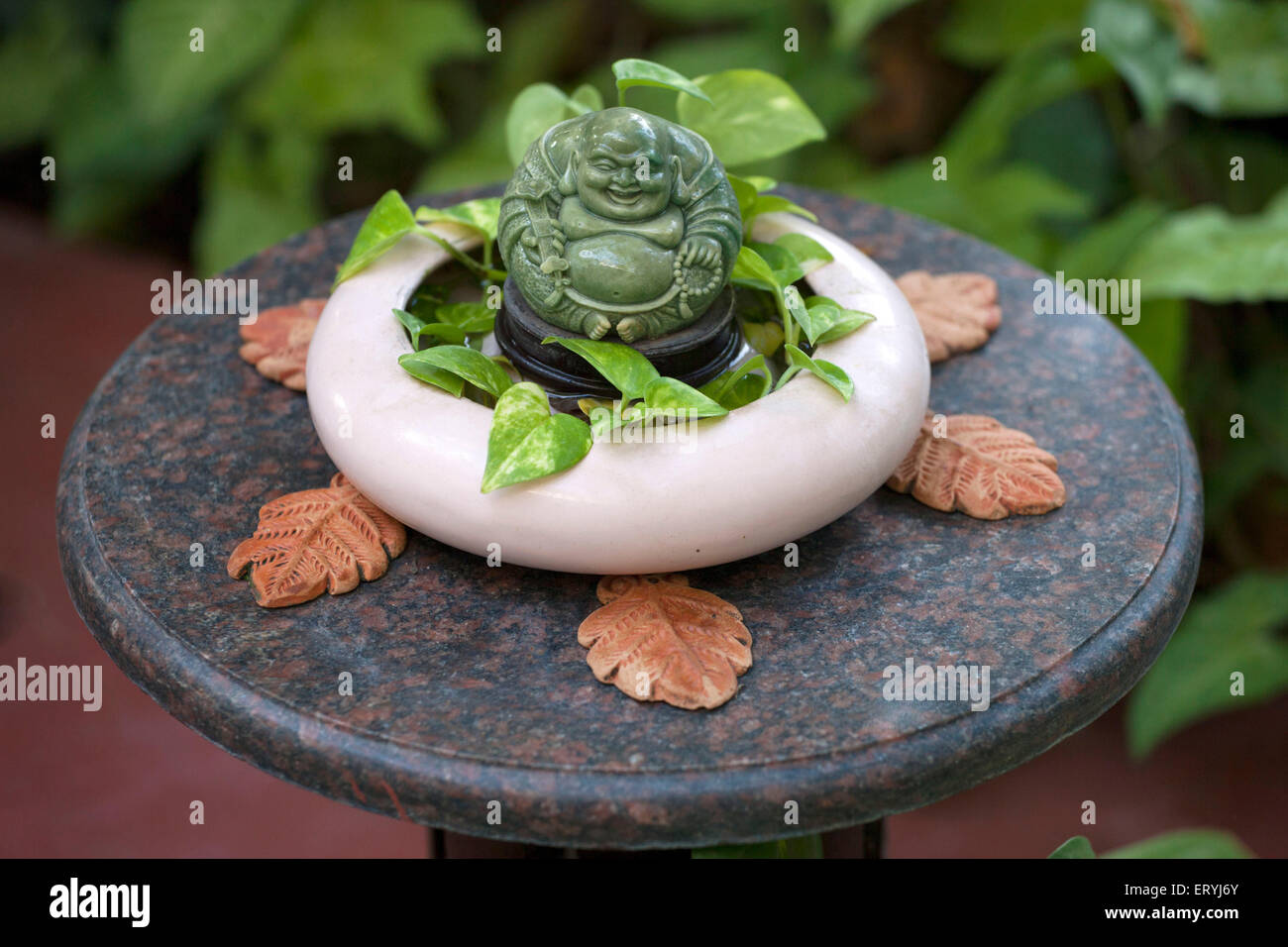 Monk statue hi-res stock photography and images - Alamy