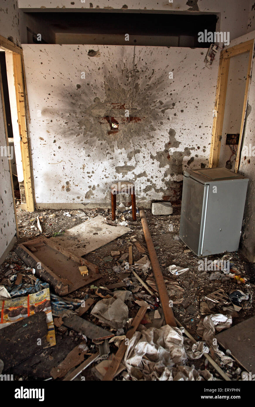 Blast marks hi-res stock photography and images - Alamy