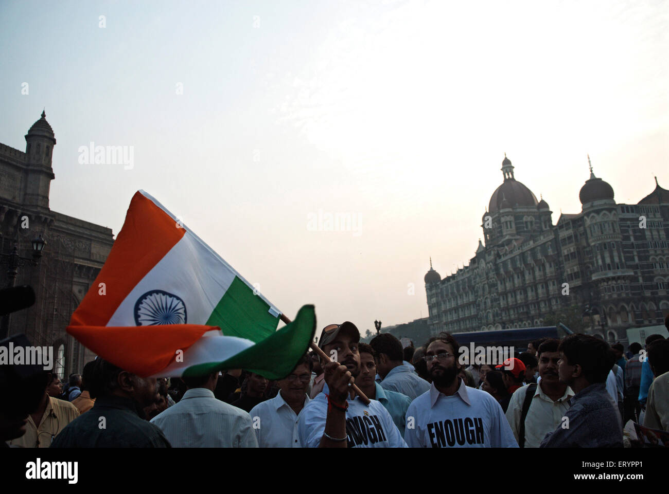 Protester near hotel Taj Mahal after terrorist attack by Deccan ...