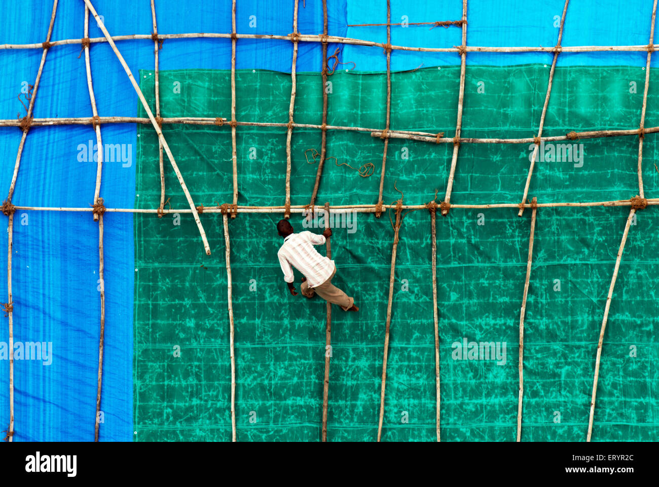 Indian scaffolding hi-res stock photography and images - Alamy