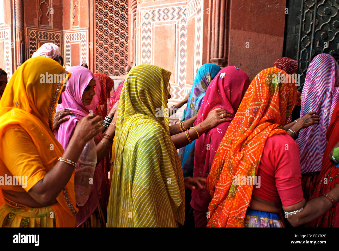 Rajasthani women in rural india hi-res stock photography and images - Alamy