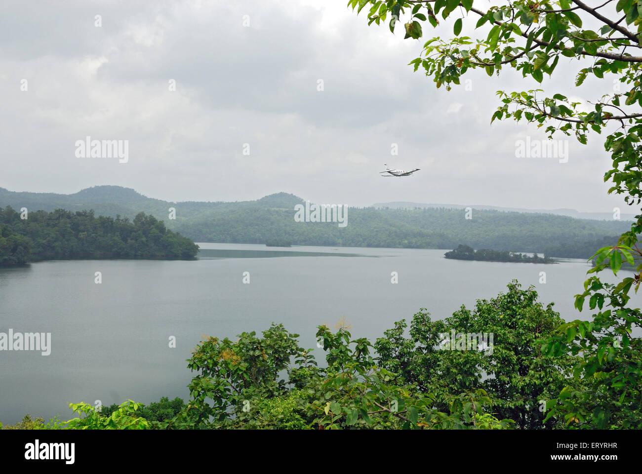 Air cloud seeding , Modaksagar lake , Vaitarna River , Thana , Thane ...