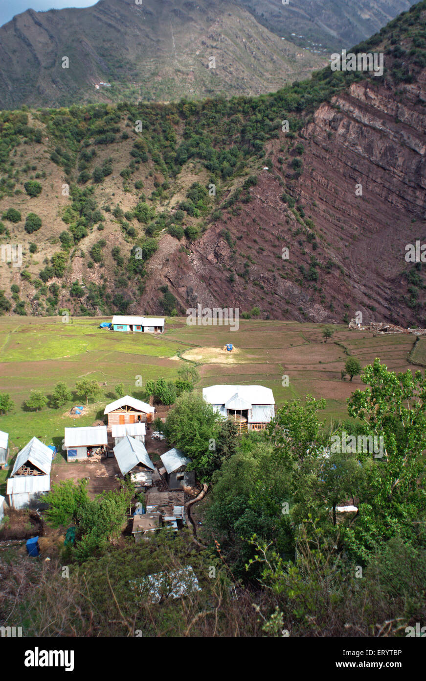Village uri jammu kashmir india hi-res stock photography and images - Alamy