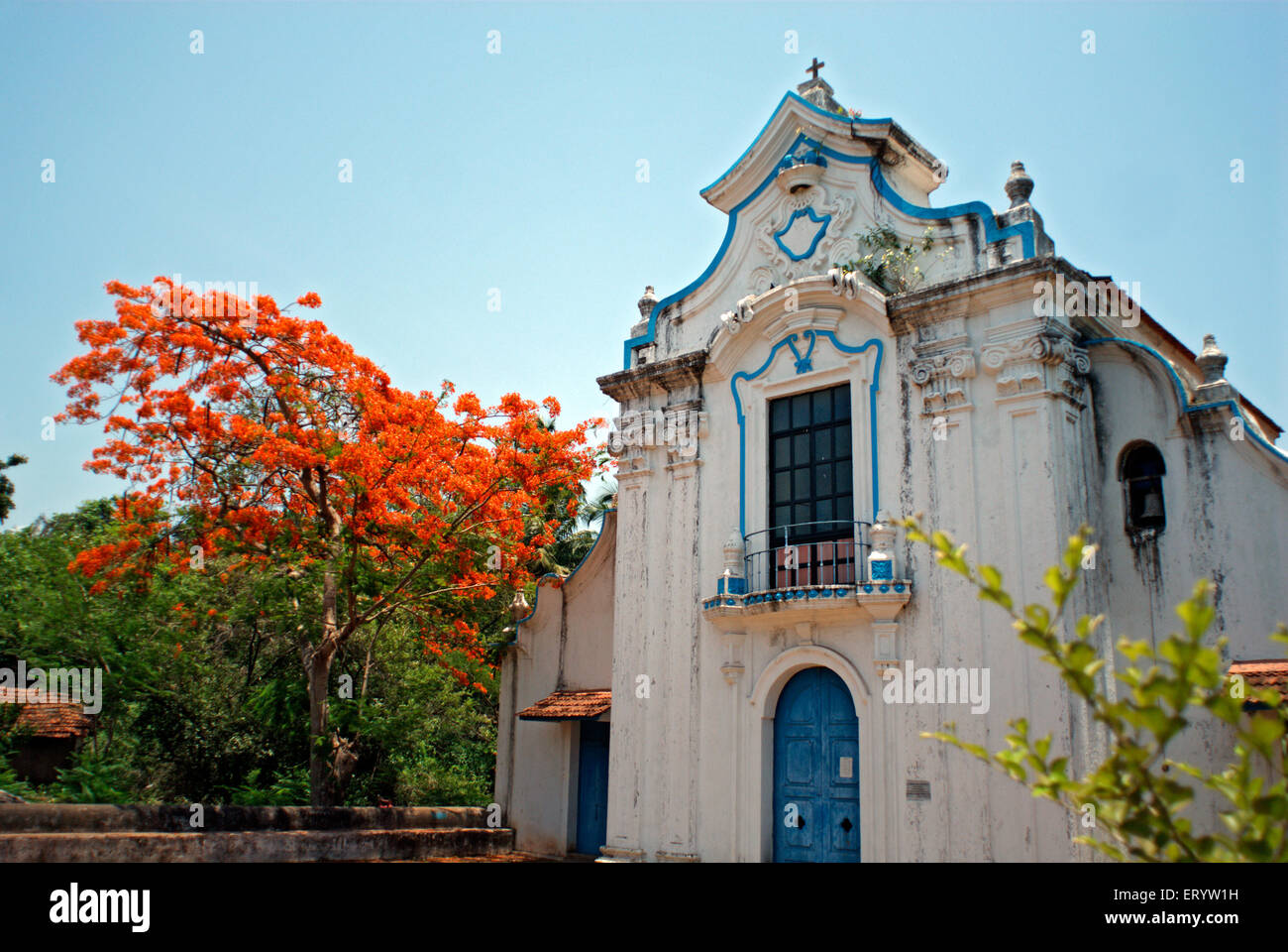Old goa church hi-res stock photography and images - Alamy