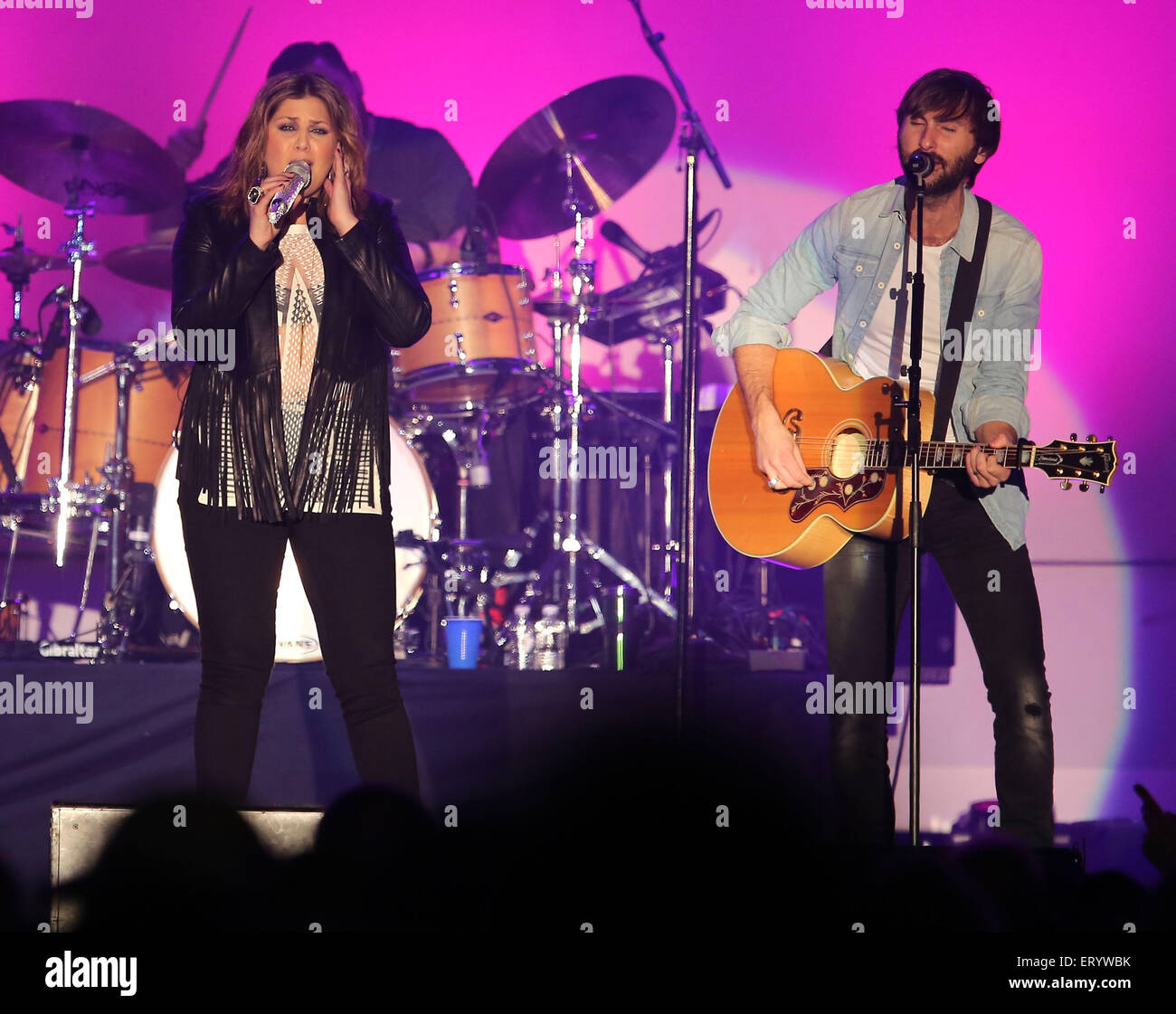 Lady Antebellum, David Nail, and Maddie & Tae Perform at Downtown Las ...