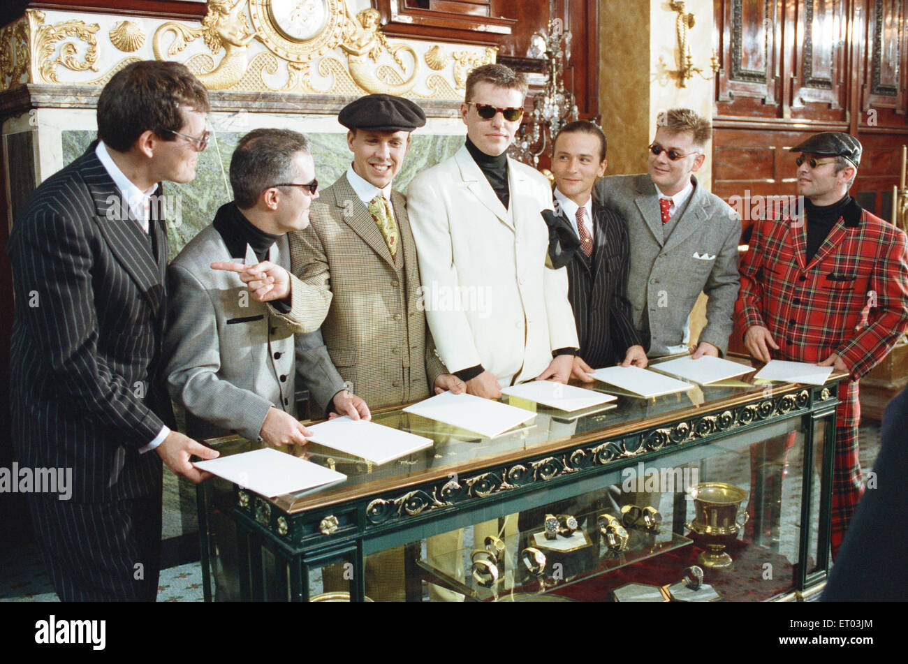 Madness band hi-res stock photography and images - Alamy