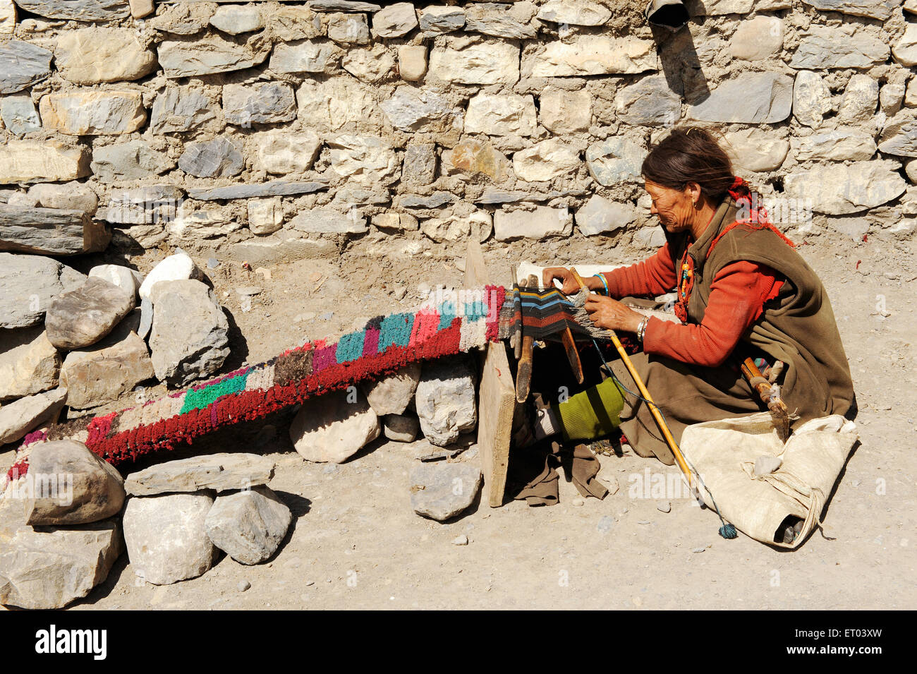 Woman weaving handloom fabric , Kagbeni , Tashi Kang , Nepal , Federal ...