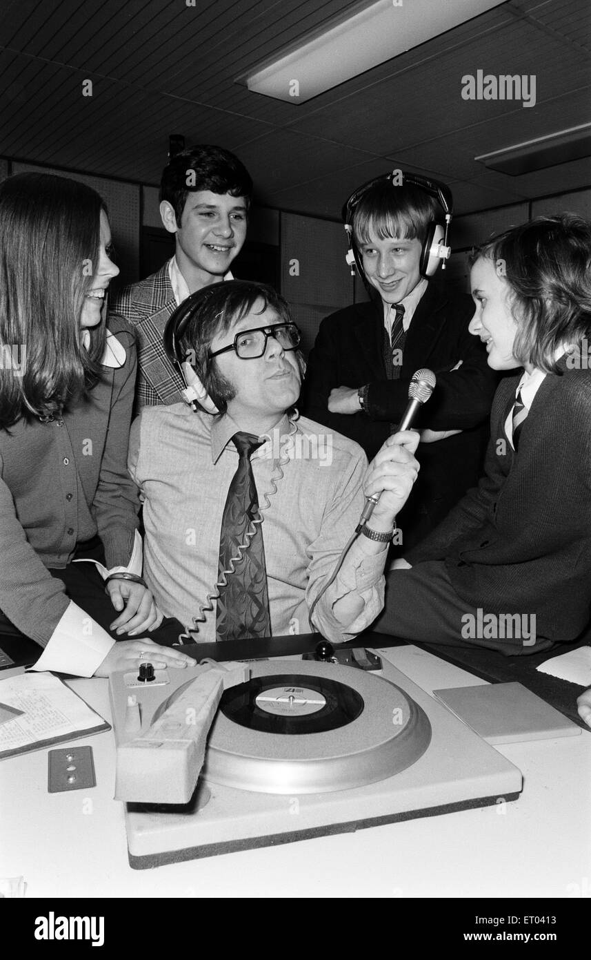 Ed Doolan BRMB Radio Disc Jockey, pictured with news boys and girls ...