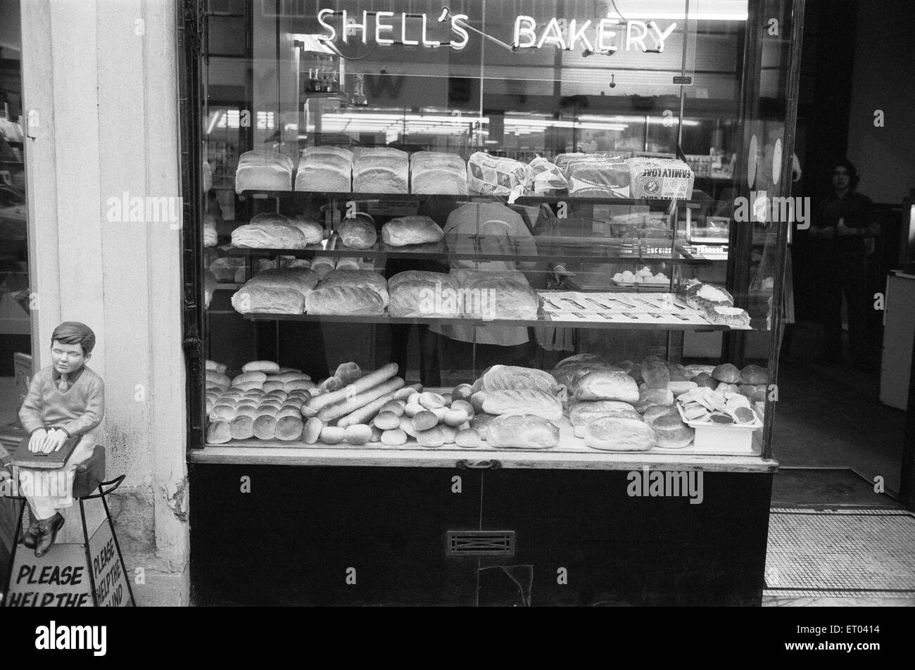 Am time Black and White Stock Photos & Images - Alamy