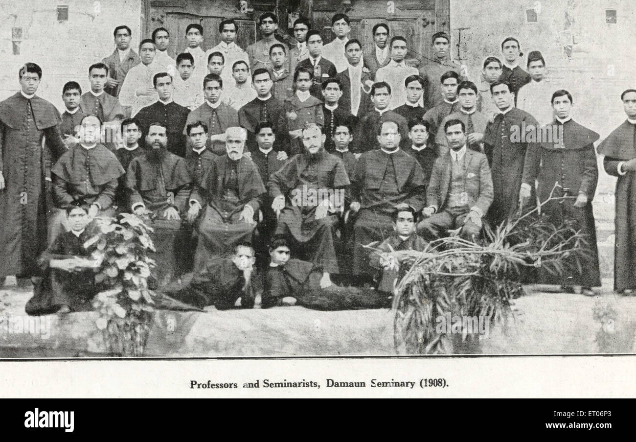 Professors 1800s hi-res stock photography and images - Alamy