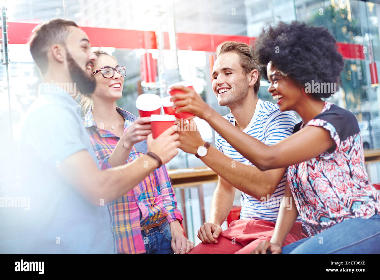 Four friends cafe hi-res stock photography and images - Alamy