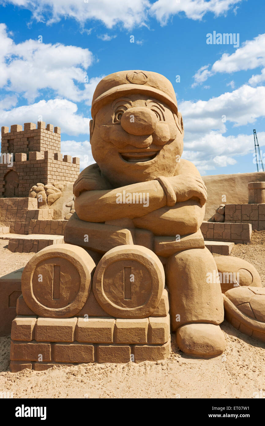 Super mario bros hi-res stock photography and images - Alamy