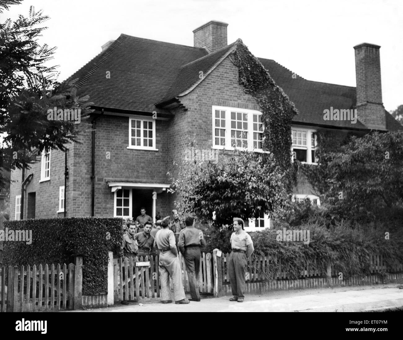 1940s britain house hi-res stock photography and images - Alamy