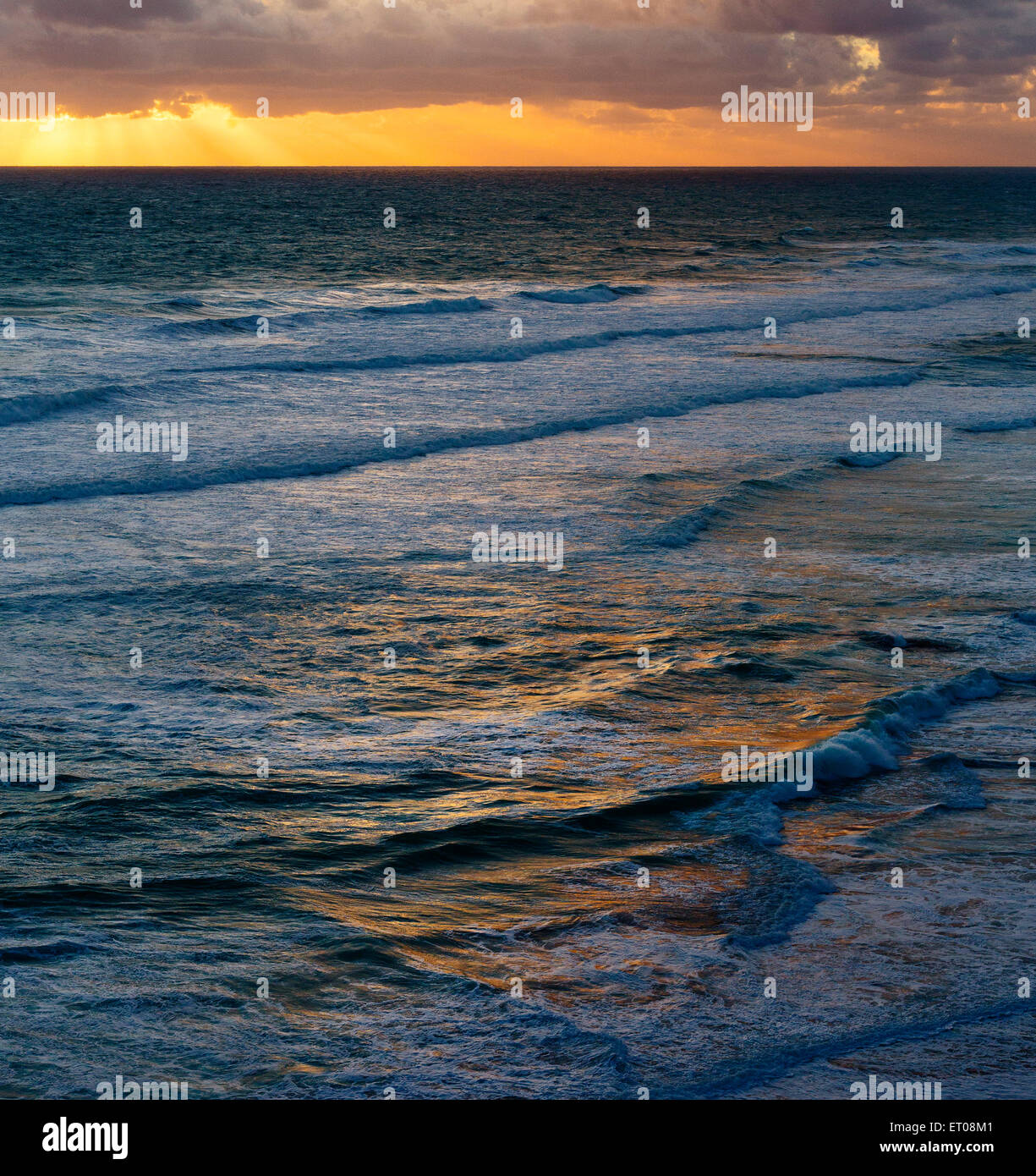 Rough waves and sea at dusk, Great Ocean Road, Victoria, Australia ...