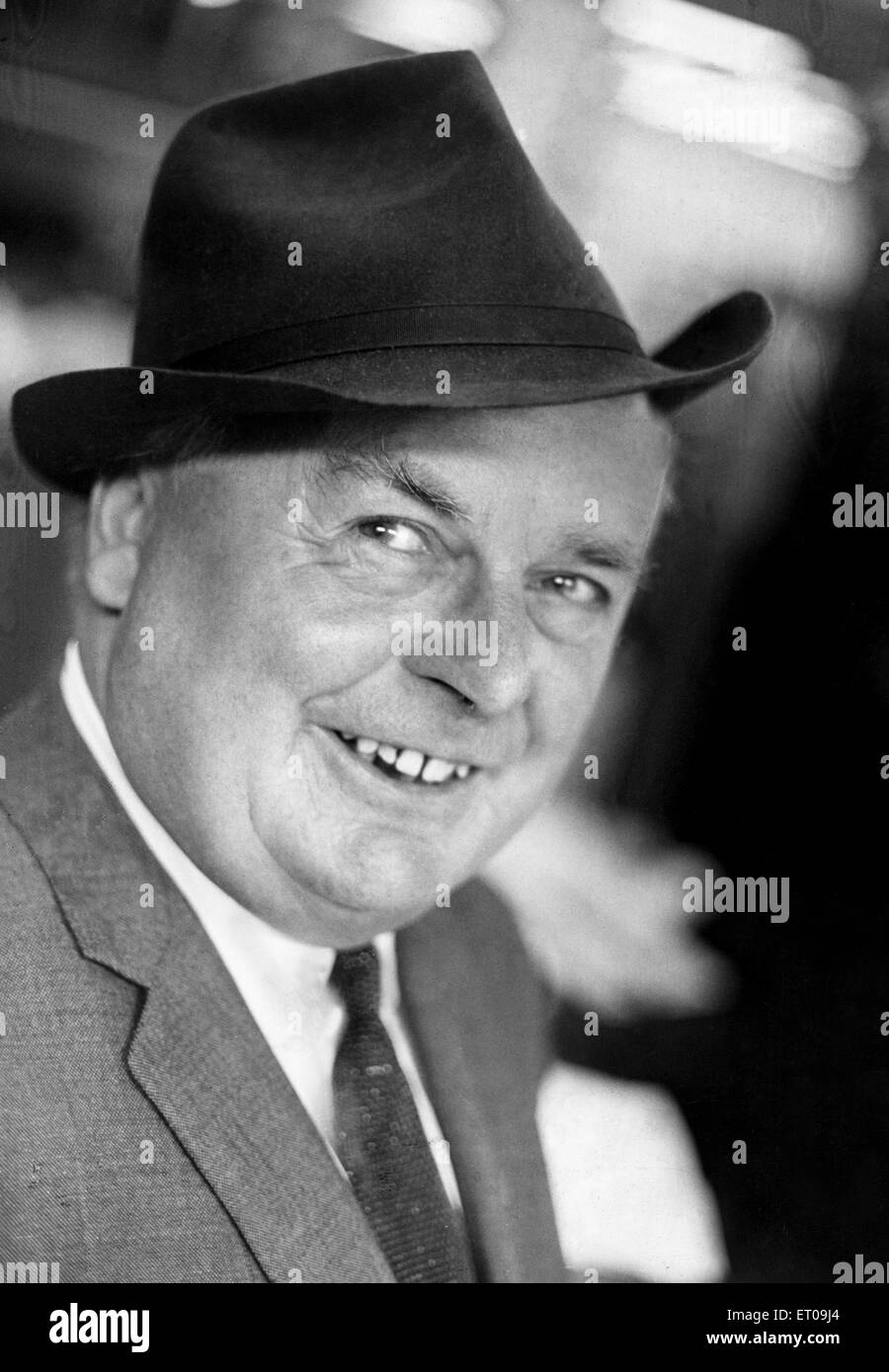 Liverpool Echo writer George Harrison who followed The Beatles on tour ...