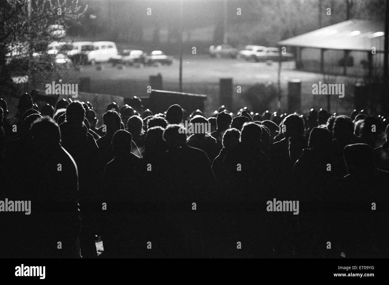 Miners Strike 1984 - 1985, Pictured. Pickets and Police clash at Daw ...
