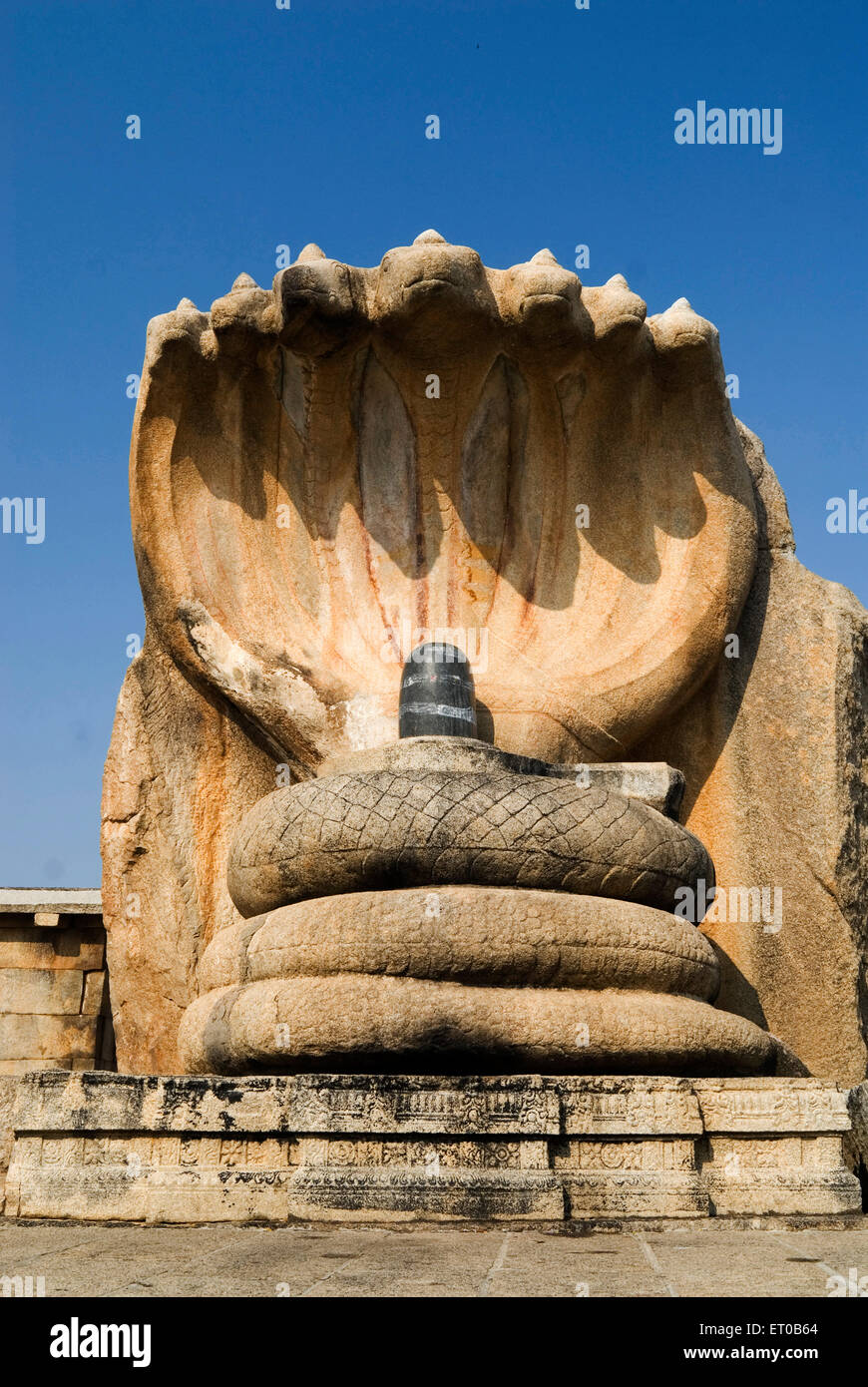 Monolithic temple hi-res stock photography and images - Alamy