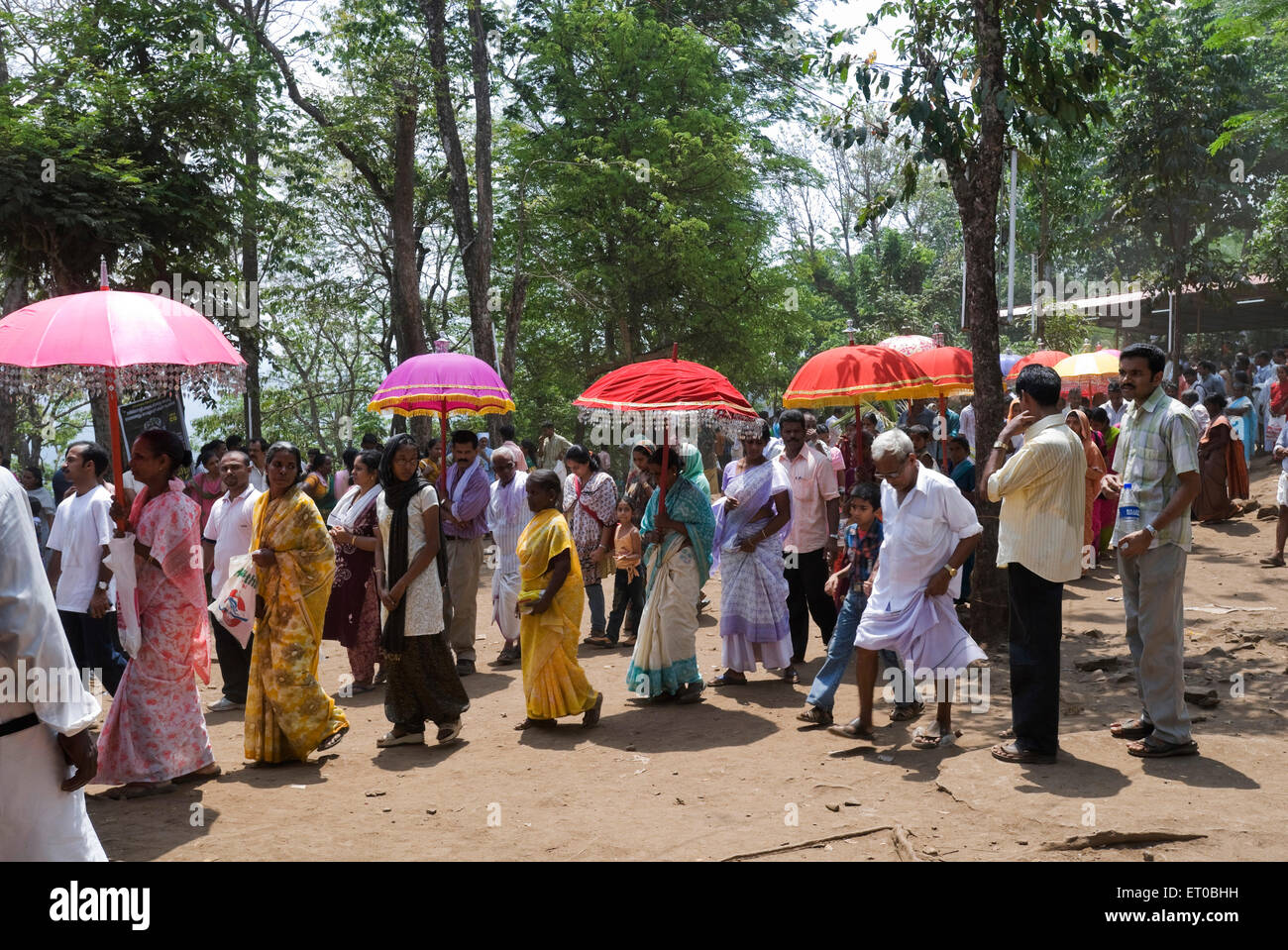 Procession, Malayatoor Perunal annual festival, Malayattoor Kurisumudy ...