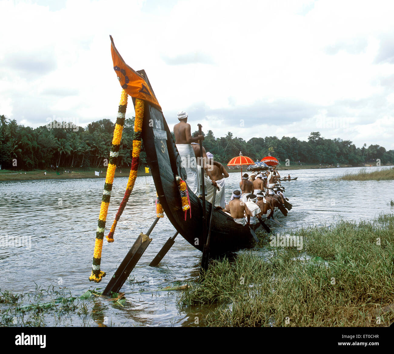 Boat racing at aranmula hi-res stock photography and images - Alamy