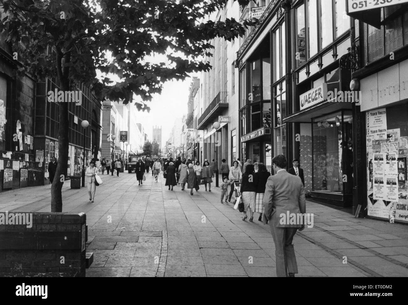 Liverpool street scene Black and White Stock Photos & Images - Alamy