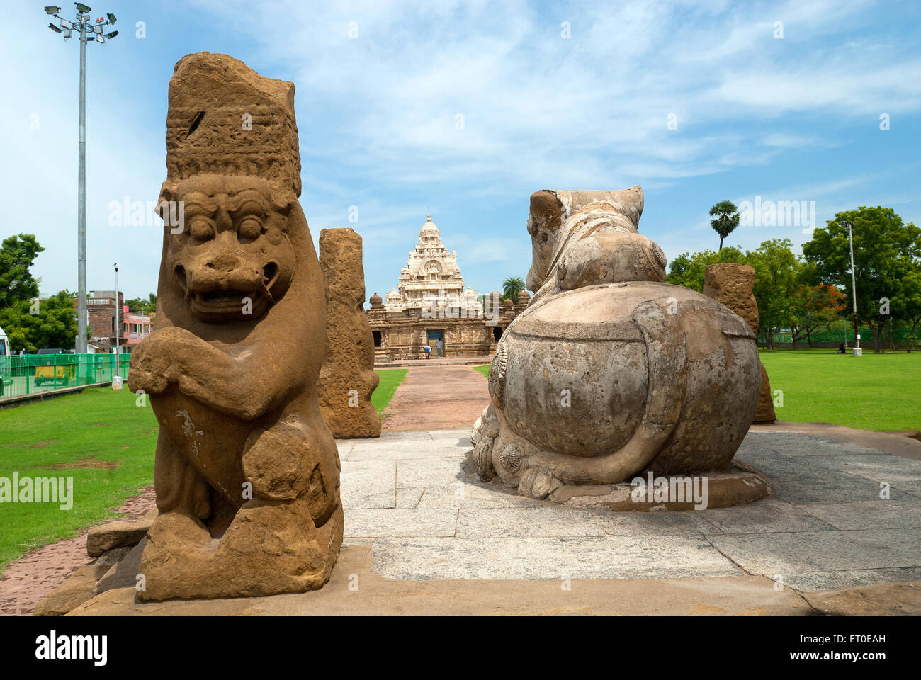 Kailasanatha temple ; Kanchipuram ; kancheepuram ; Tamil Nadu ; India ...