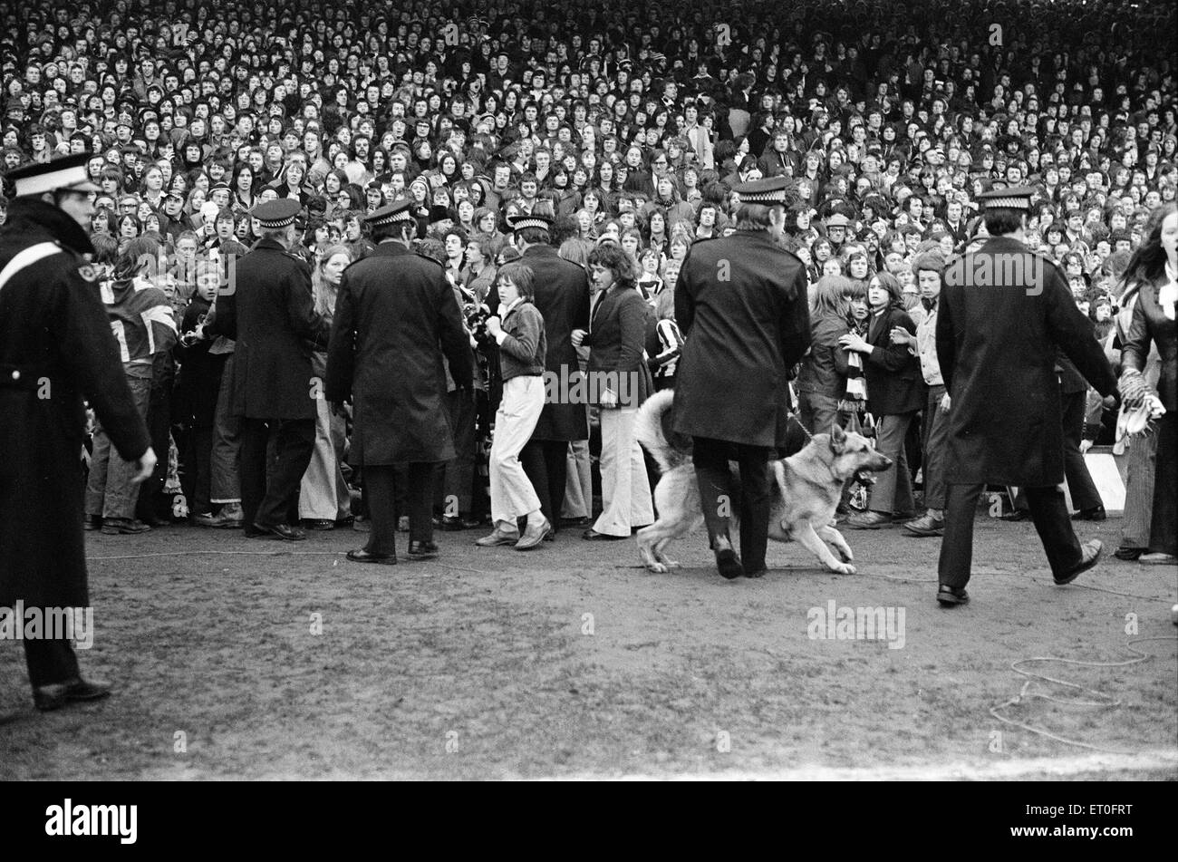 Football hooligans 1970s hi-res stock photography and images - Alamy